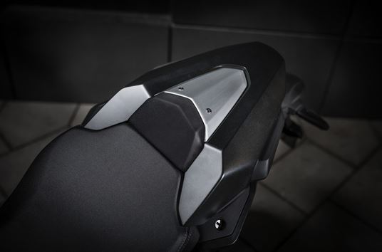 Genuine Honda CBR650R - Rear Seat Cowl (Matt Gunpowder Black Metallic ...