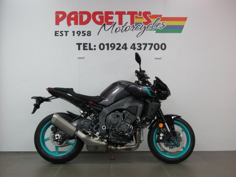 New Yamaha MT-10 Midnight Cyan - Padgett's Motorcycles
